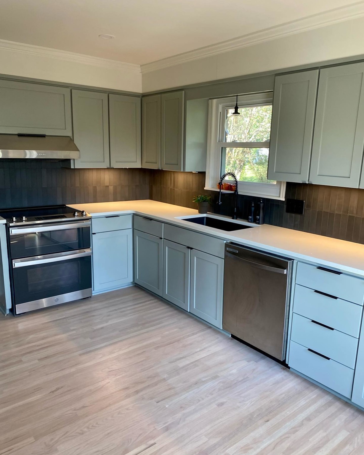 Photo Gallery | N-Hance Over The Mountain