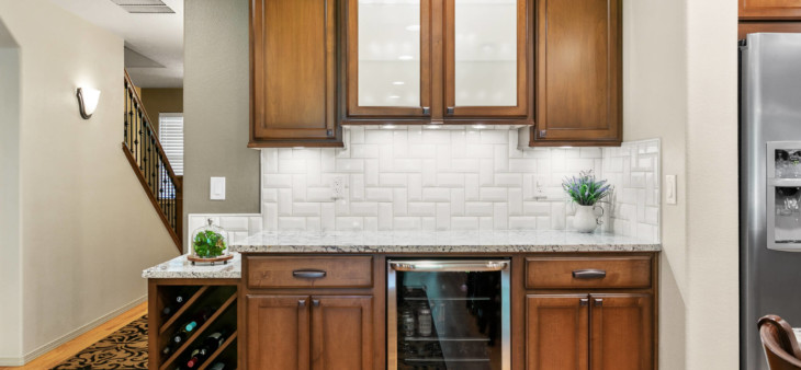 Choosing Between Light or Dark Cabinet Refinishing Colors | N-Hance of ...